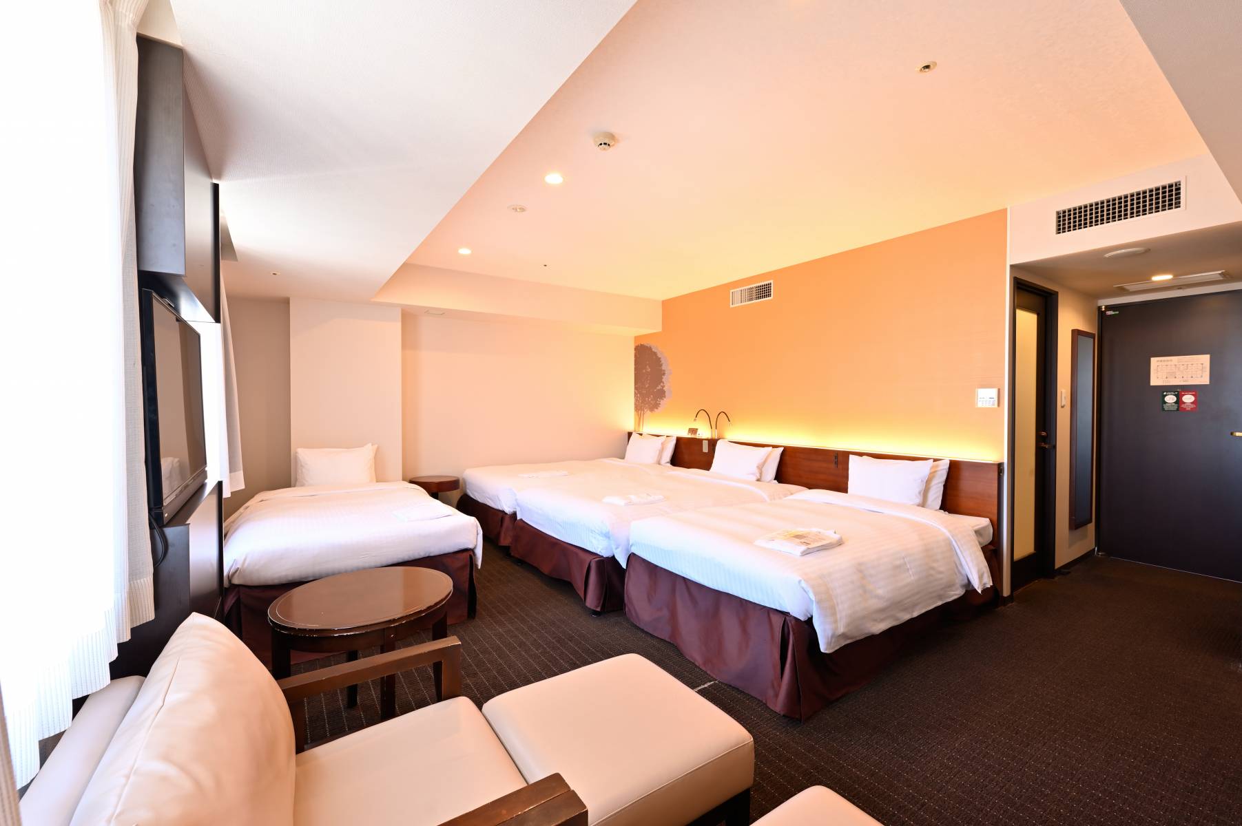 Rooms - Deluxe Room (Smoking Only) Sapporo - Official website Hotel - Hotel Keihan Sapporo near ...